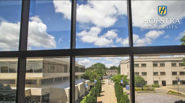Hofstra University - College Transitions